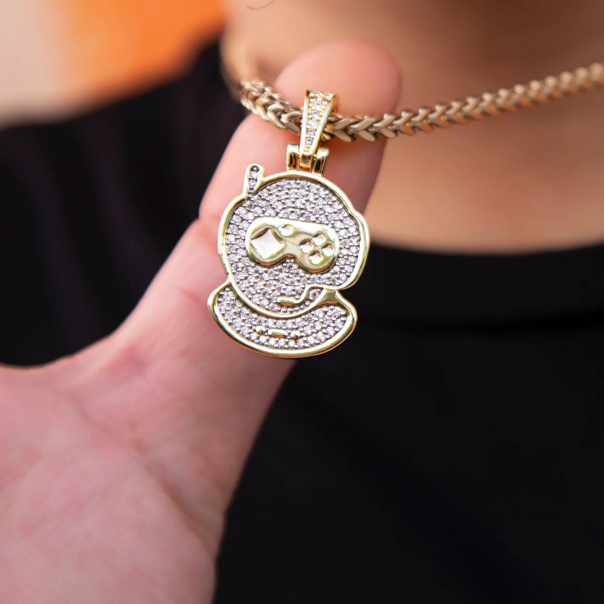 GLD x SSG Pendant – Spacestation Gaming